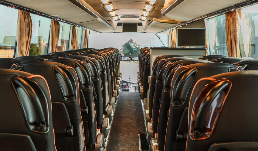 Servicii de transport autocare la comanda